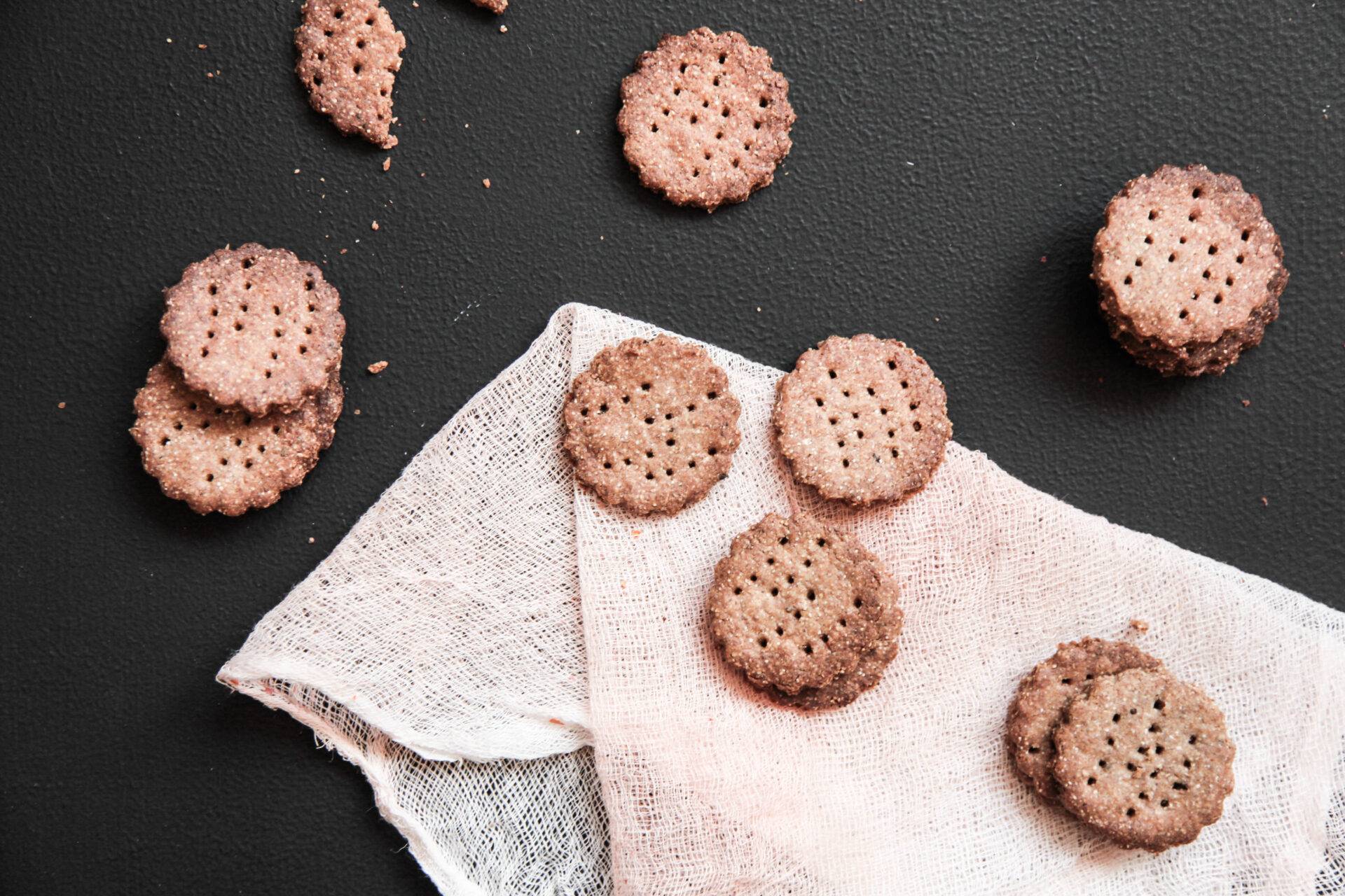 Super Easy Rye Crackers - Berries & Spice